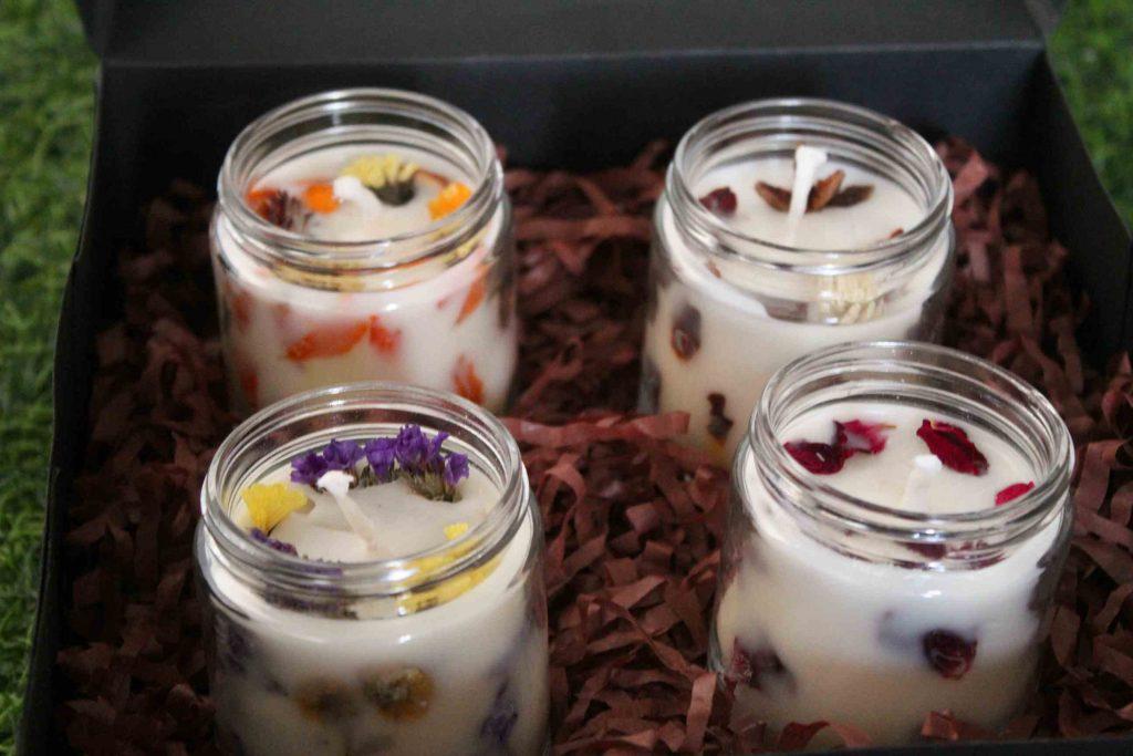 Buy Candels Gift Hamper